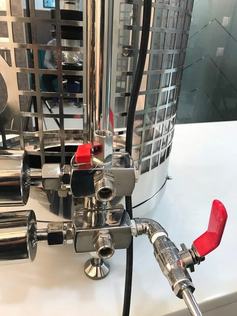 Industrial Glassware Manufacturers | Laboratory Glassware Suppliers